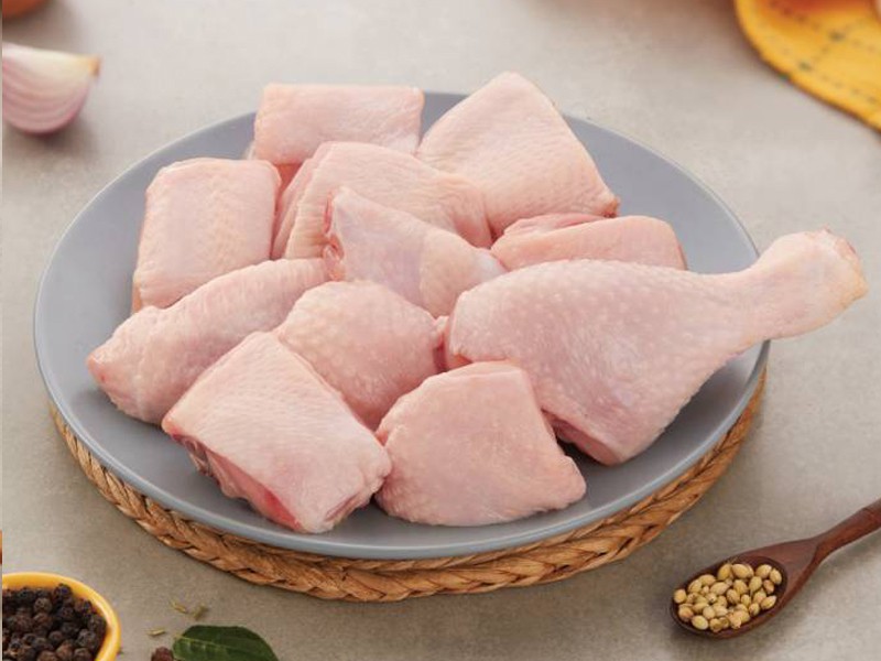 Fresh Today - Premium Broiler Chicken -Curry Cut (With Skin)